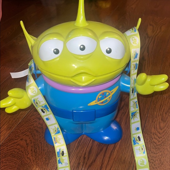 Disney | Other | Disneyland Park Pixar Toy Story Green Alien Popcorn ...